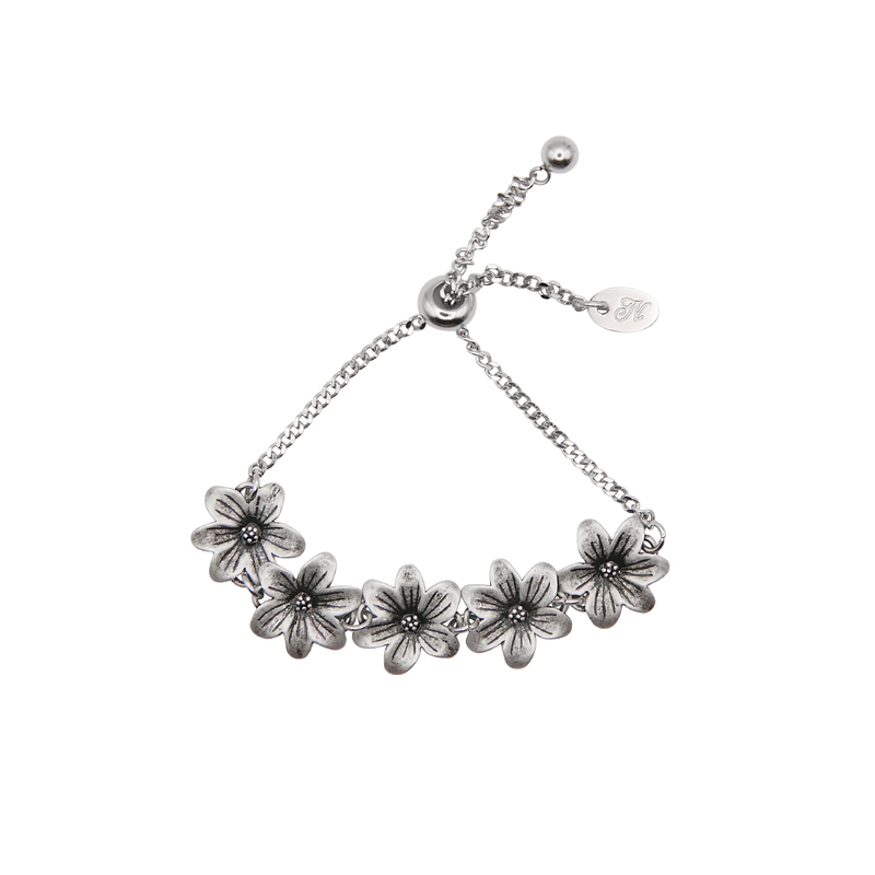 Petal Bracelet black 45 000 Petal Bracelet black 45 000