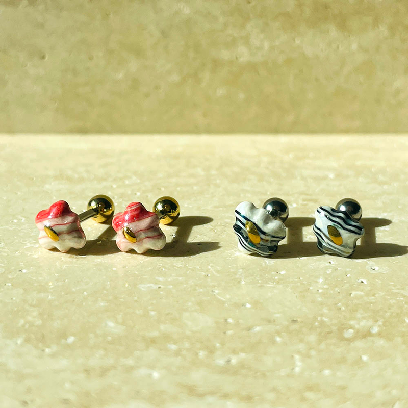 Stratum Flower Piercing (1PC) [2colors] | 25,000원 | 아몬즈 주얼리