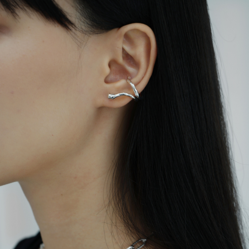 이어커프 Texture earcuff | 66,000원 | 아몬즈 주얼리