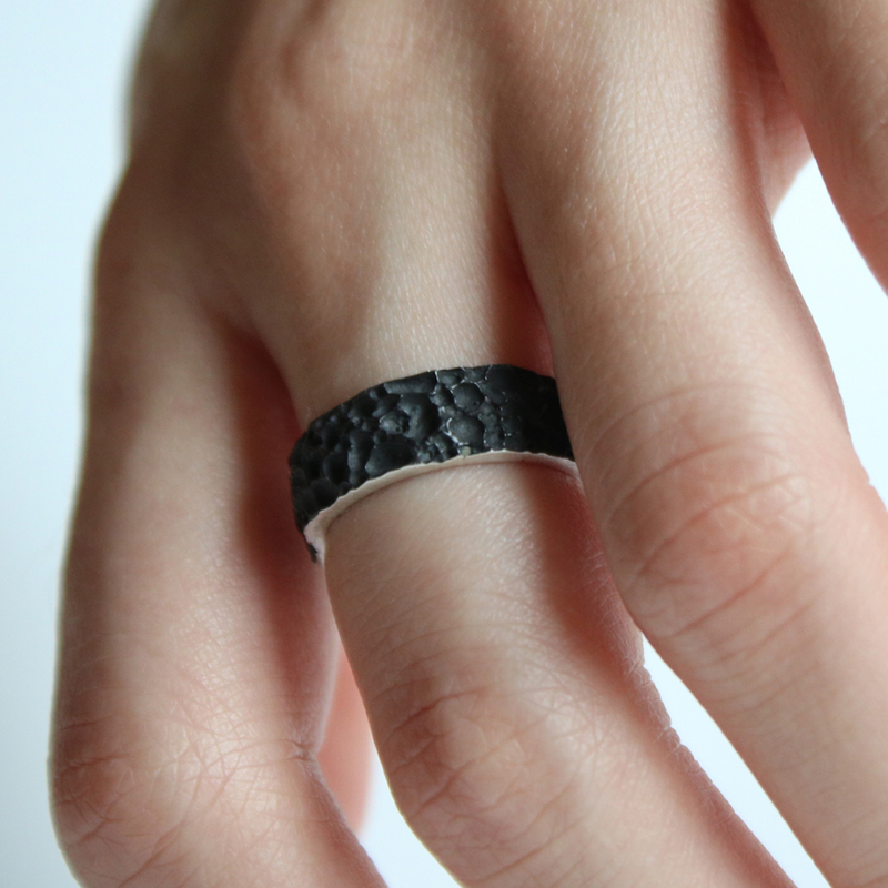 Basalt flat Ring (블랙 현무암 평 반지 플랫링) | 39,000원 | 아몬즈 주얼리