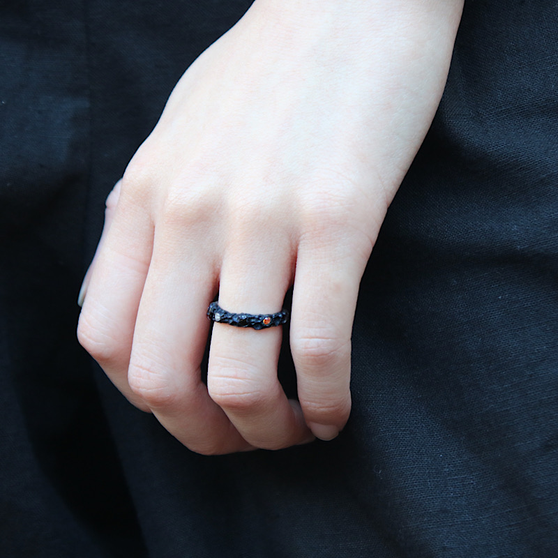 [감사절 40%] Gemstone Basalt Ring (잼스톤 현무암 어글리링) | 89,000원 | 아몬즈 주얼리