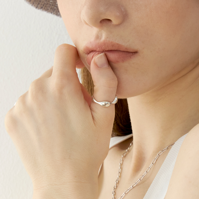 Silver Wave Ring, Mia | 39,000원 | 아몬즈 주얼리
