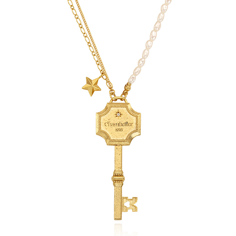 [트와이스 채영 착용] Lucky Key Gold Necklace | 337,990원 | 아몬즈 주얼리