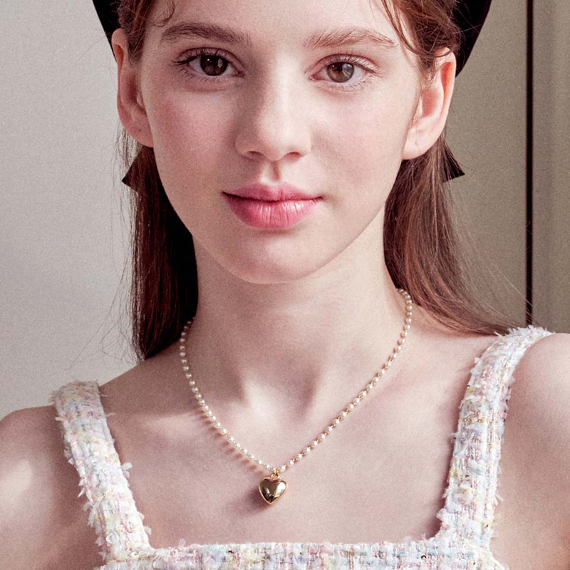 eila-heart-pearl-necklace-36-000
