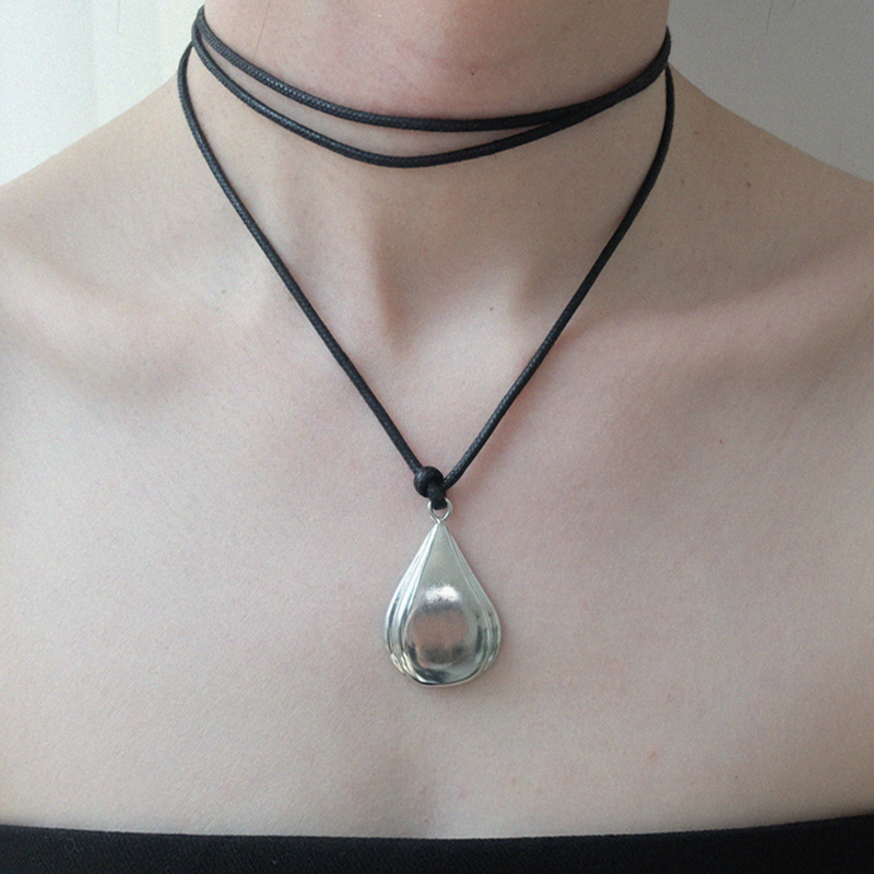 Chocolate string necklace(L) | 219,000원 | 아몬즈 주얼리